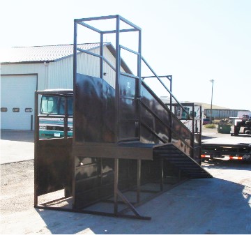 Cow Country Equipment - Stationary Loading Chutes